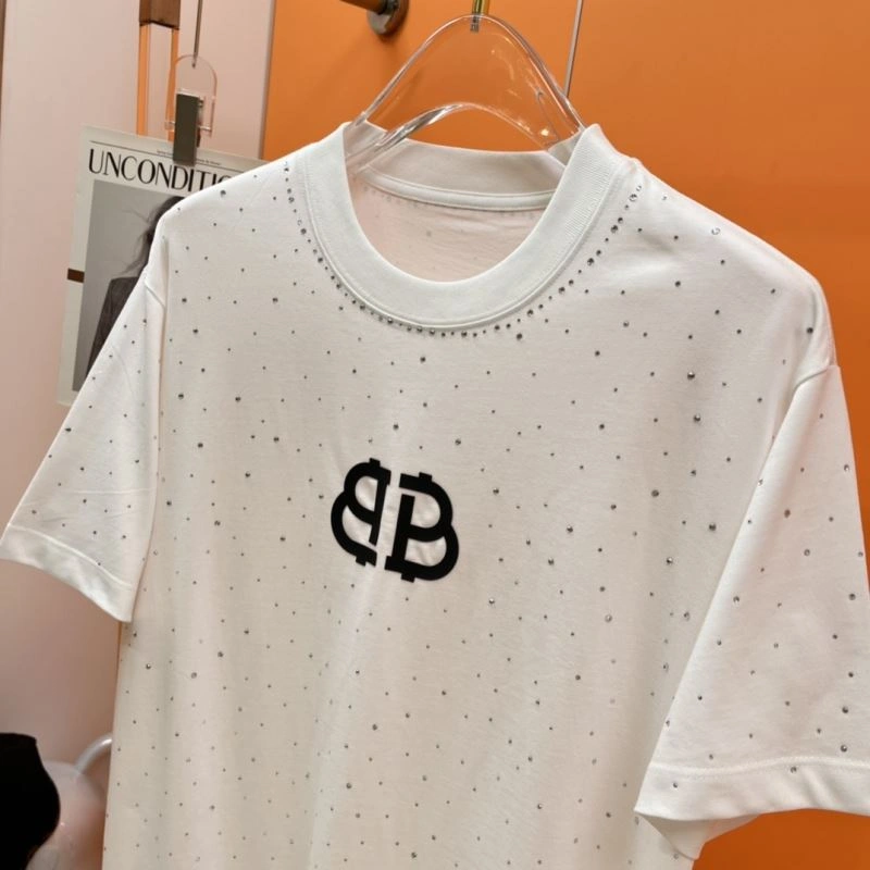 Accurate model Balenciaga T-Shirts