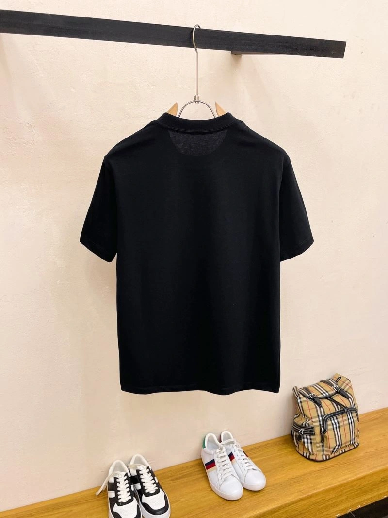 Indistinguishable Balenciaga T-Shirts