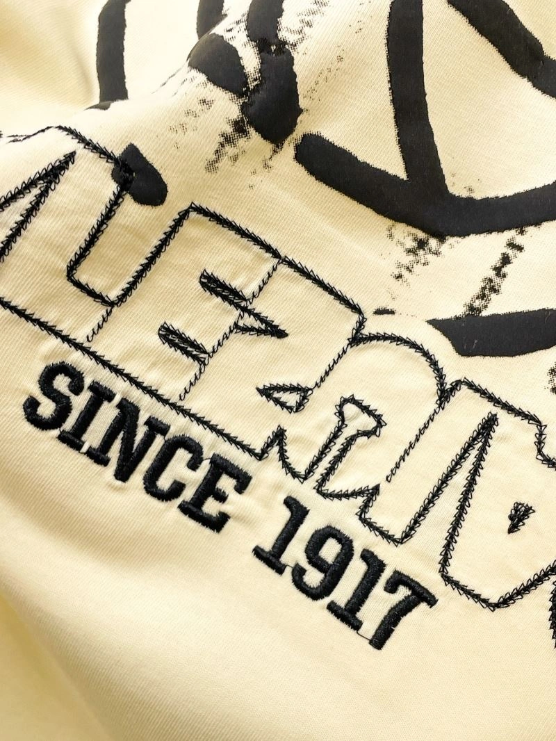 Cut-rate Balenciaga T-Shirts