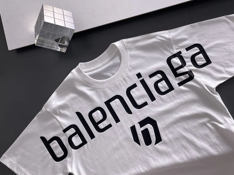 Cut-rate Balenciaga T-Shirts