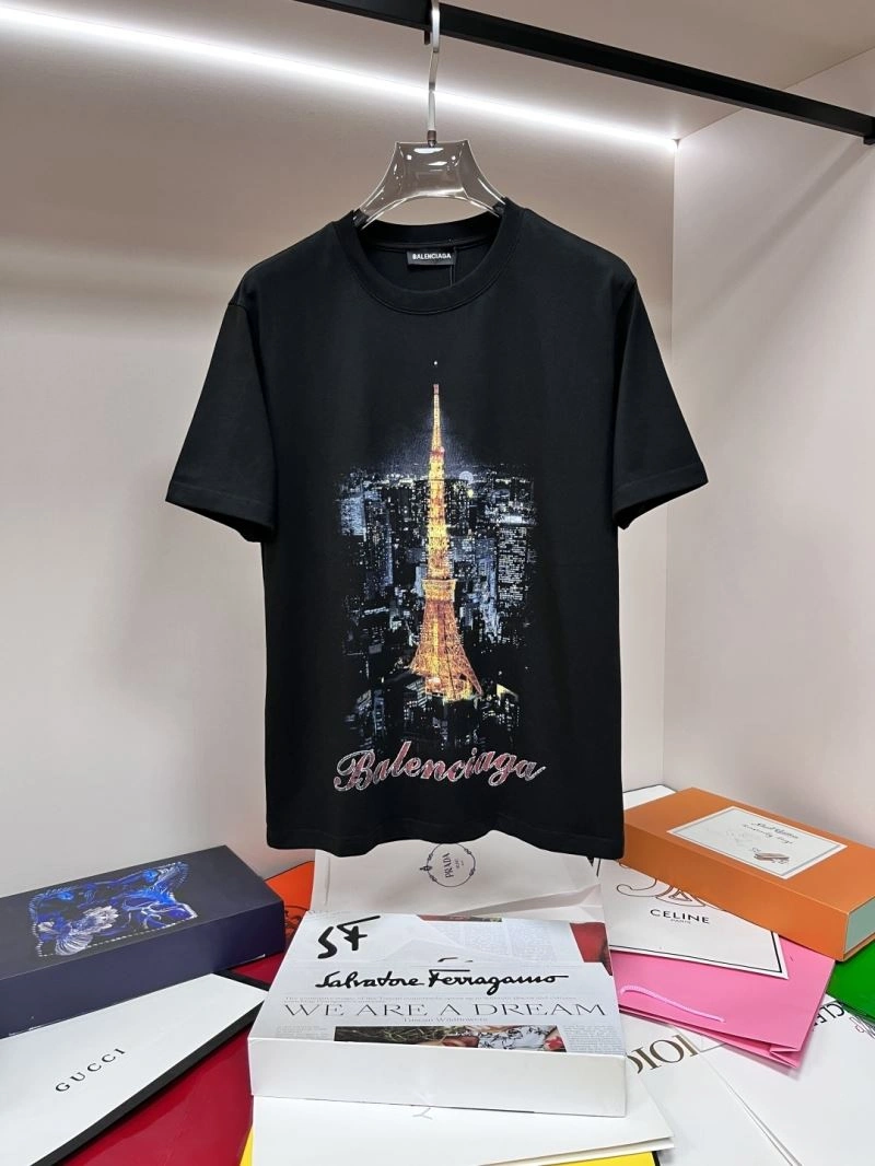 Accurate model Balenciaga T-Shirts
