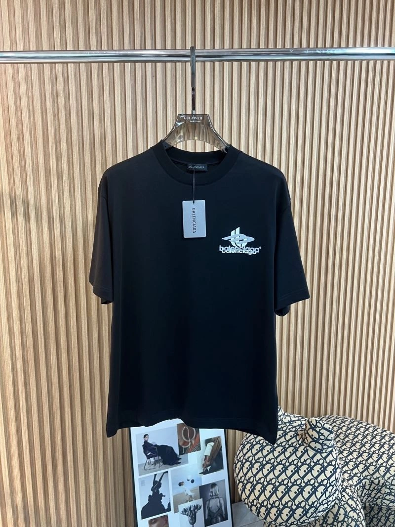 Accurate model Balenciaga T-Shirts