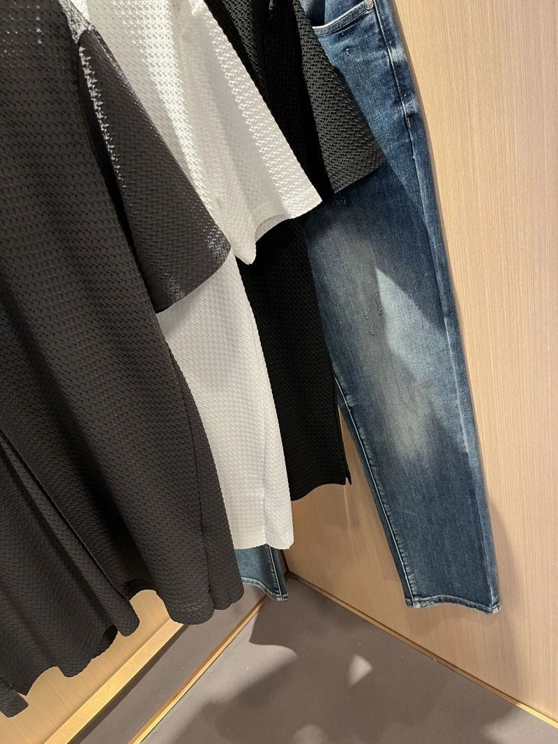 Exact replica Balenciaga T-Shirts