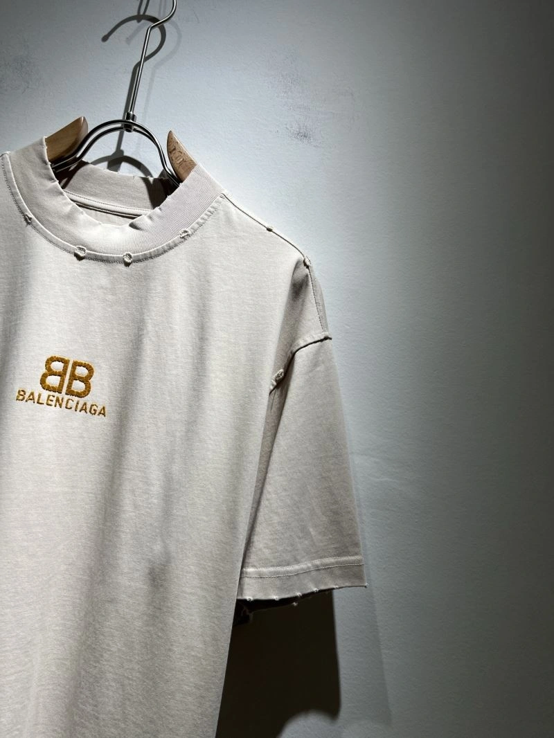 Bargain Balenciaga T-Shirts