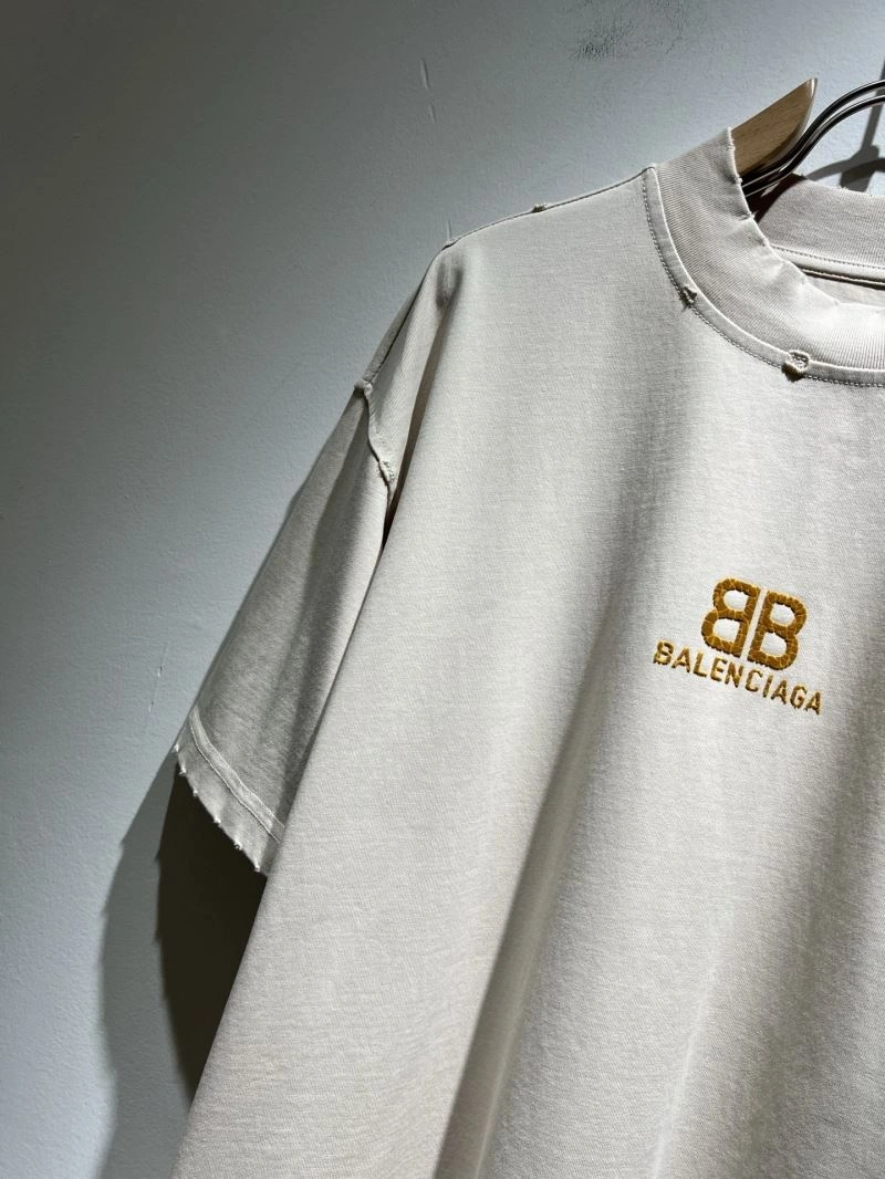 Bargain Balenciaga T-Shirts