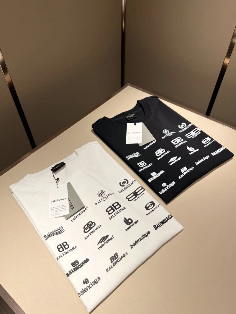 Low-cost Balenciaga T-Shirts