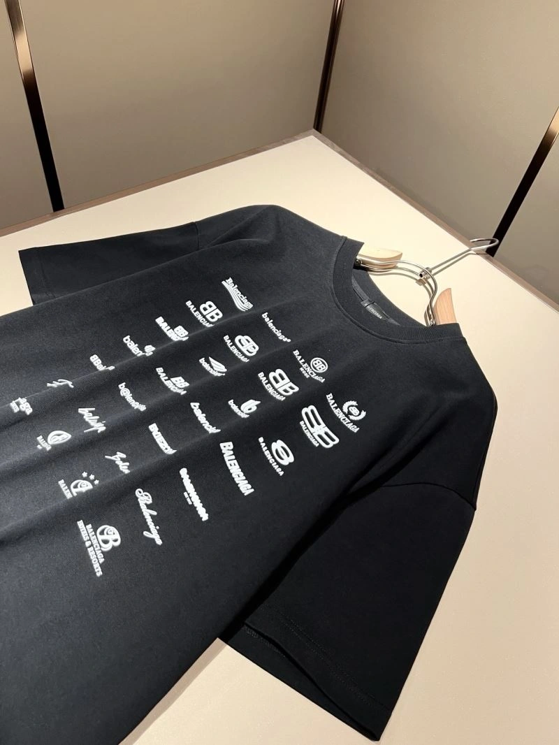 Low-cost Balenciaga T-Shirts