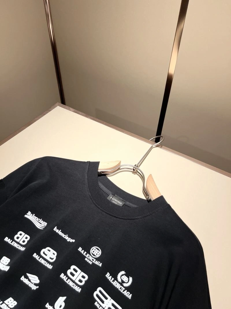 Low-cost Balenciaga T-Shirts