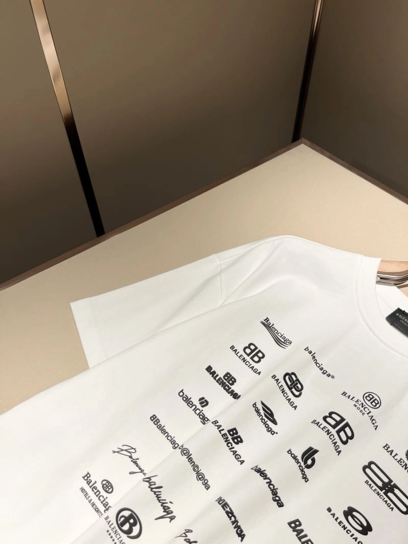 Economical Balenciaga T-Shirts