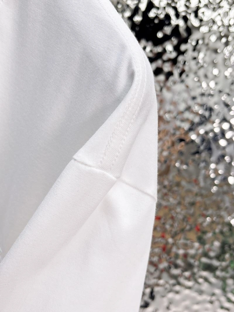 Low-cost Balenciaga T-Shirts