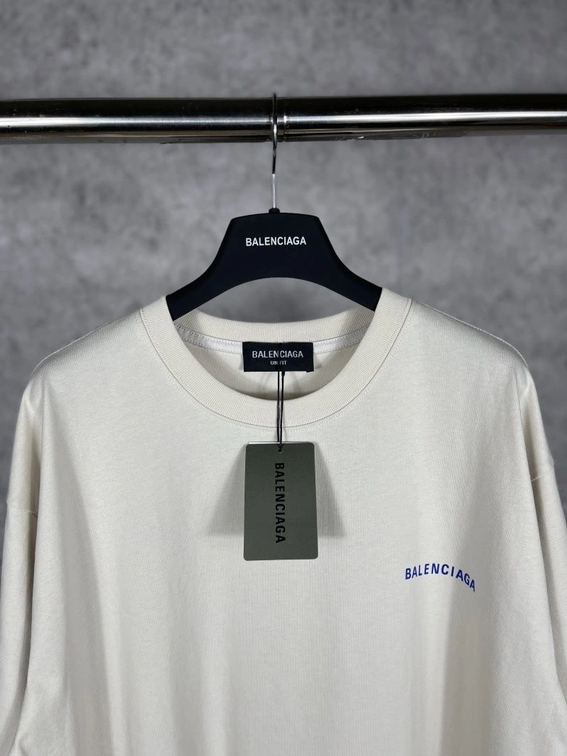 Inexpensive Balenciaga T-Shirts