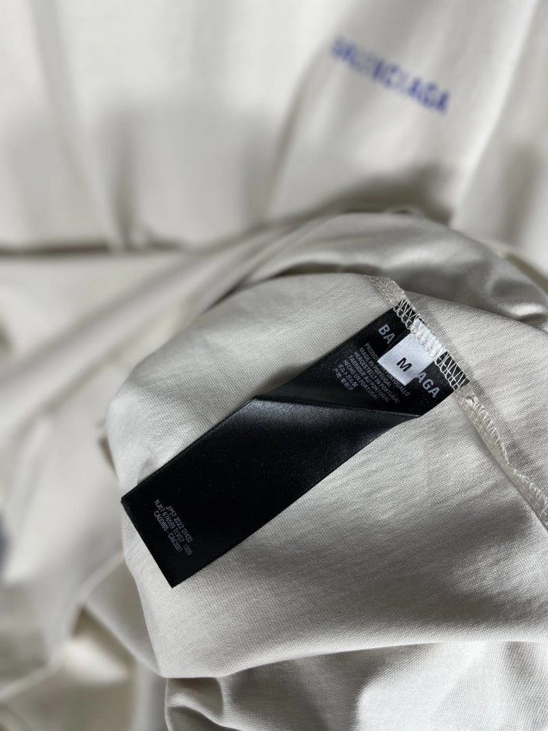 Inexpensive Balenciaga T-Shirts