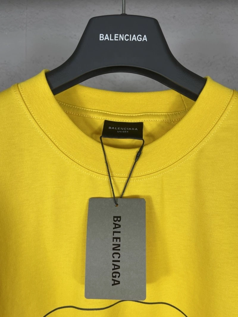 Accurate model Balenciaga T-Shirts