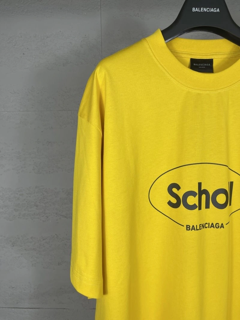Accurate model Balenciaga T-Shirts