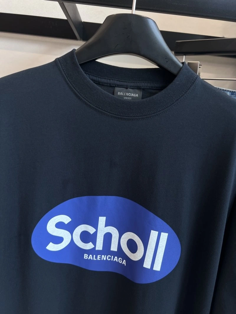 Accurate model Balenciaga T-Shirts