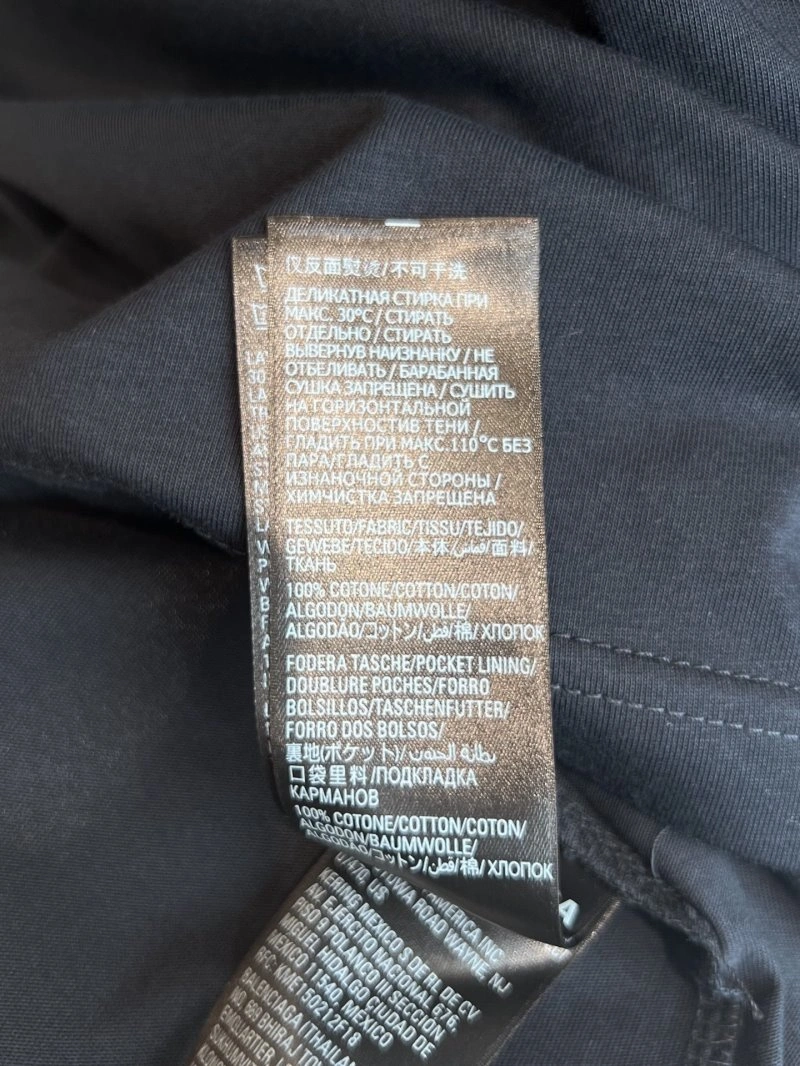 Accurate model Balenciaga T-Shirts