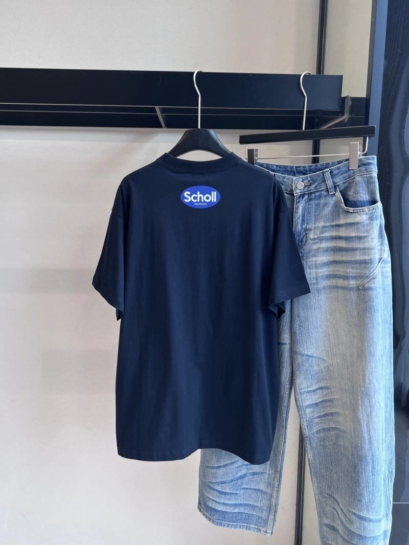 Accurate model Balenciaga T-Shirts