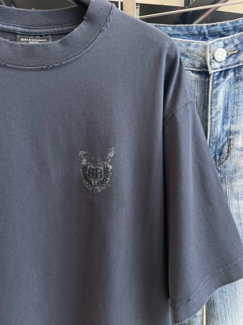 Exact replica Balenciaga T-Shirts