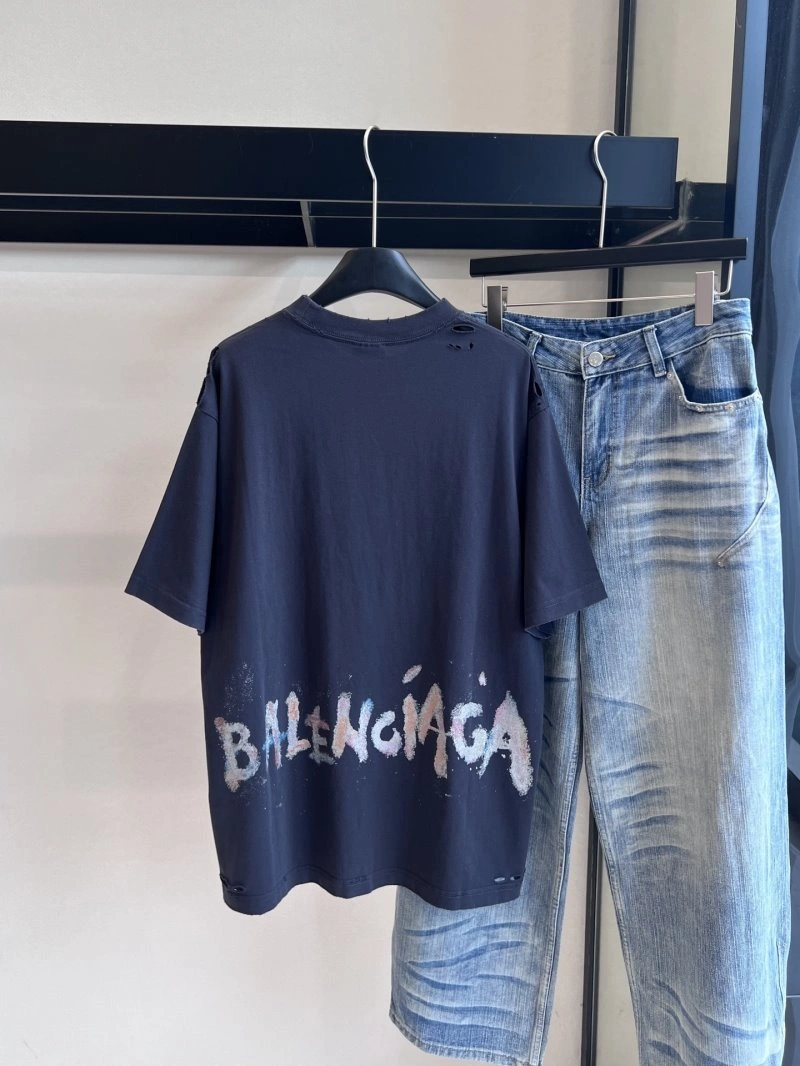 Exact replica Balenciaga T-Shirts
