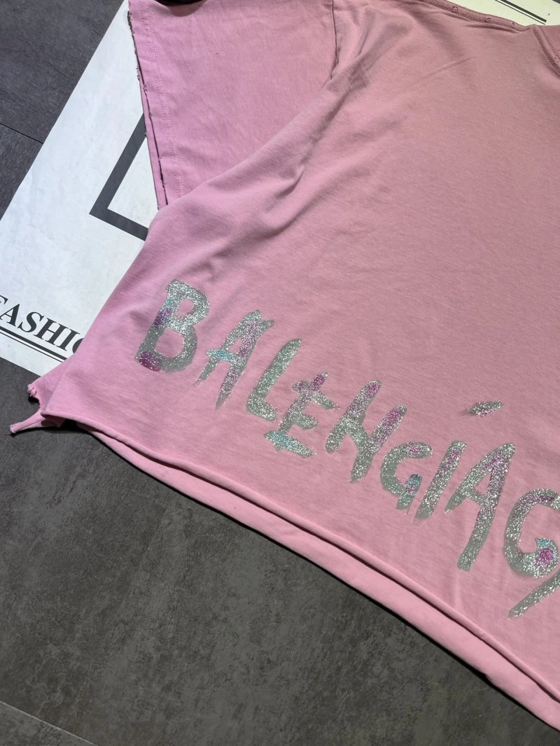 Accurate model Balenciaga T-Shirts