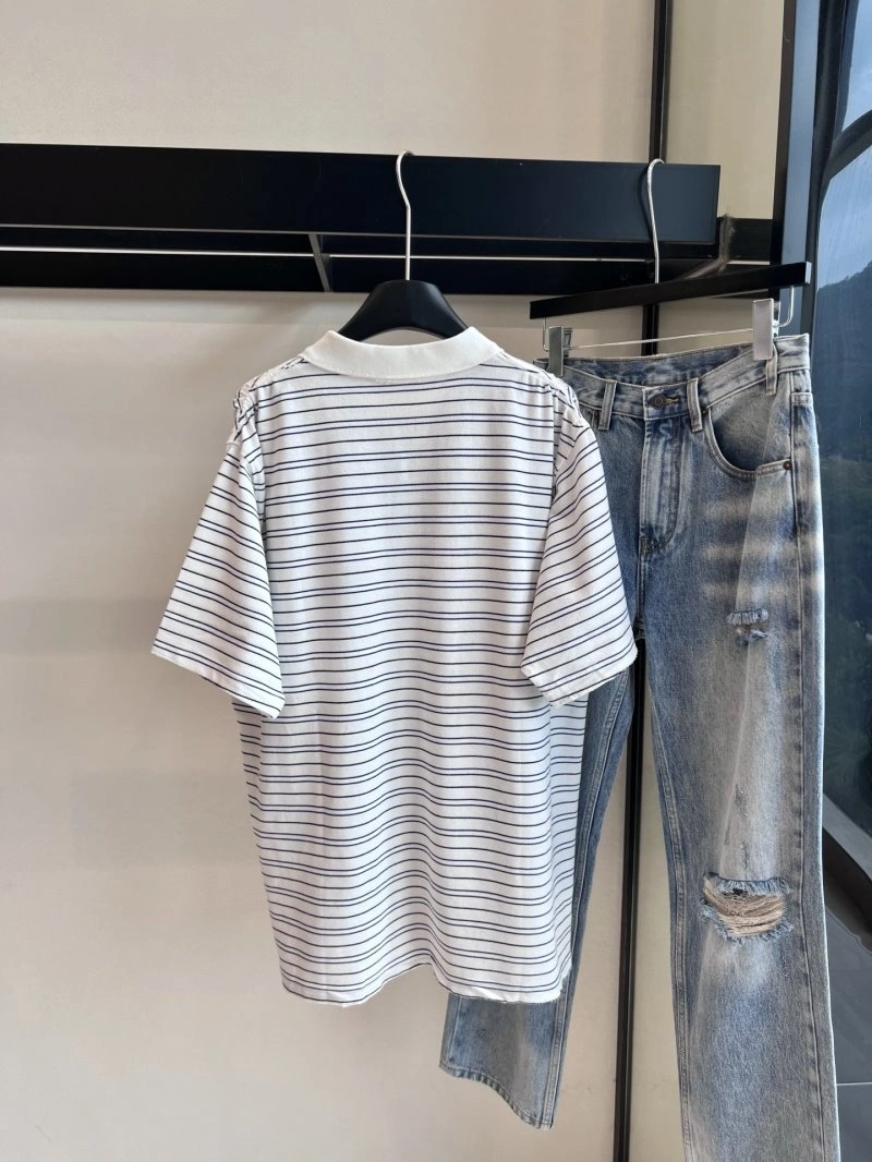 Accurate model Balenciaga T-Shirts