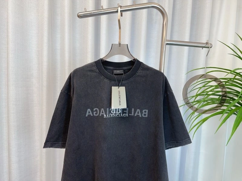 Brand-original Balenciaga T-Shirts