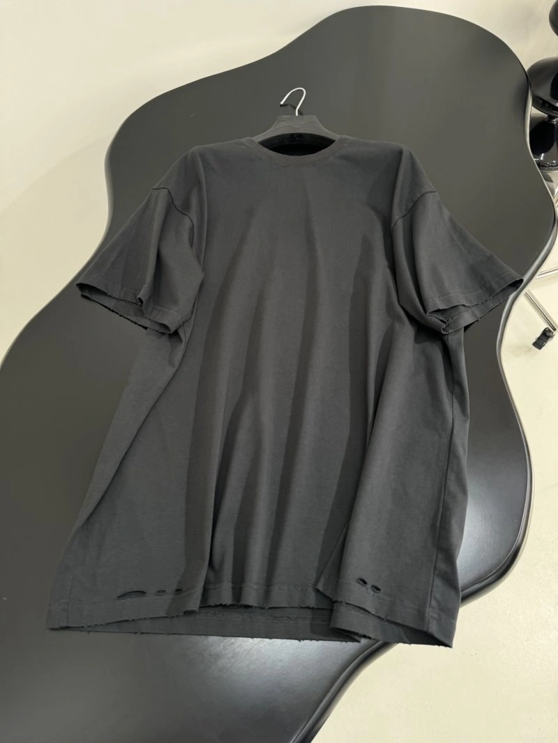 Bargain Balenciaga T-Shirts