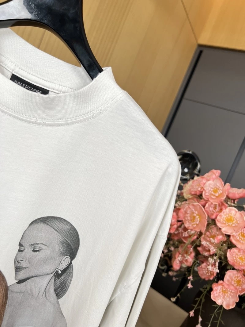 Affordable Balenciaga T-Shirts