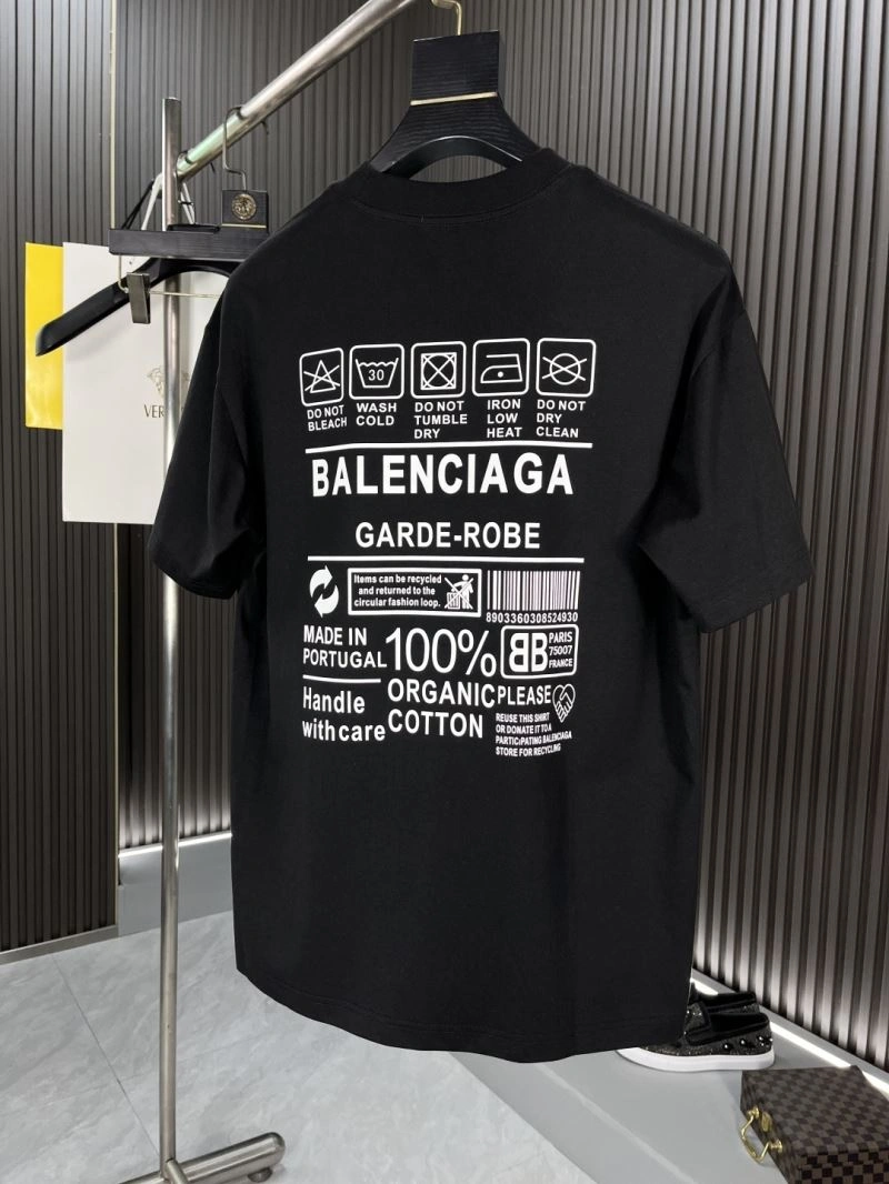 Accurate model Balenciaga T-Shirts