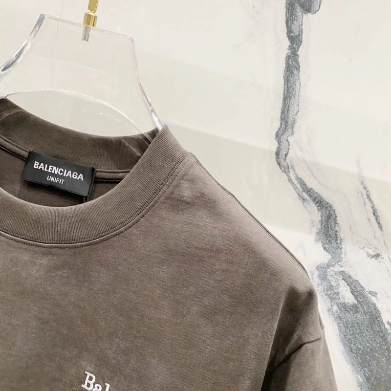Bargain Balenciaga T-Shirts