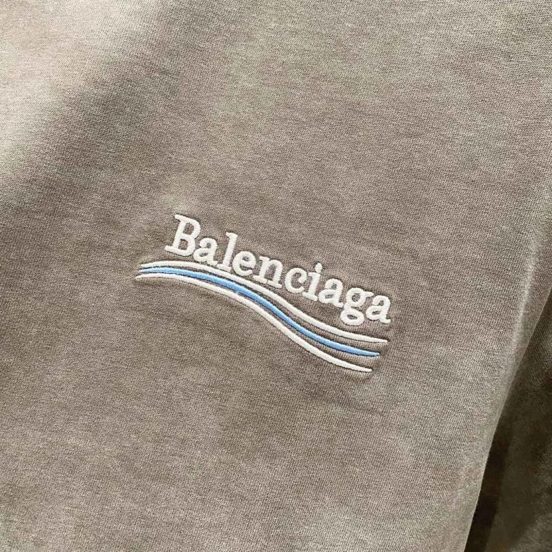 Bargain Balenciaga T-Shirts