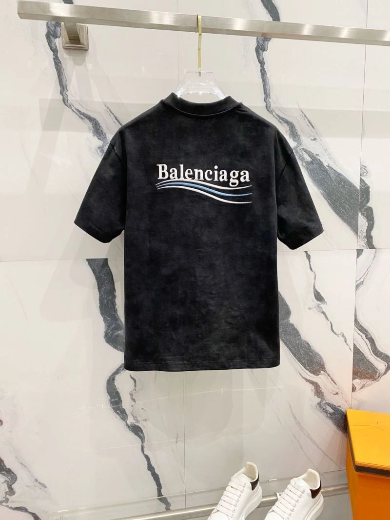 Reasonably priced Balenciaga T-Shirts