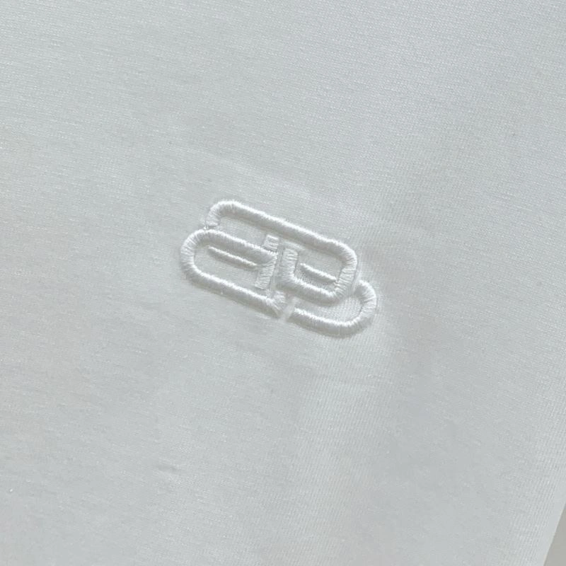 Low-cost Balenciaga T-Shirts