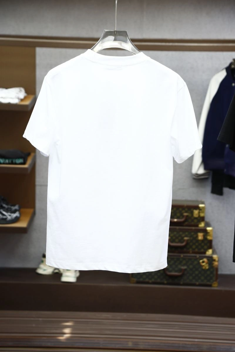 Accurate model Balenciaga T-Shirts