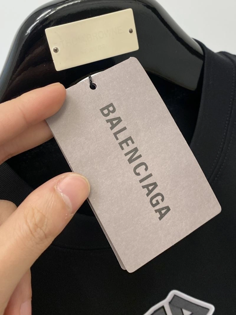 Accurate model Balenciaga T-Shirts