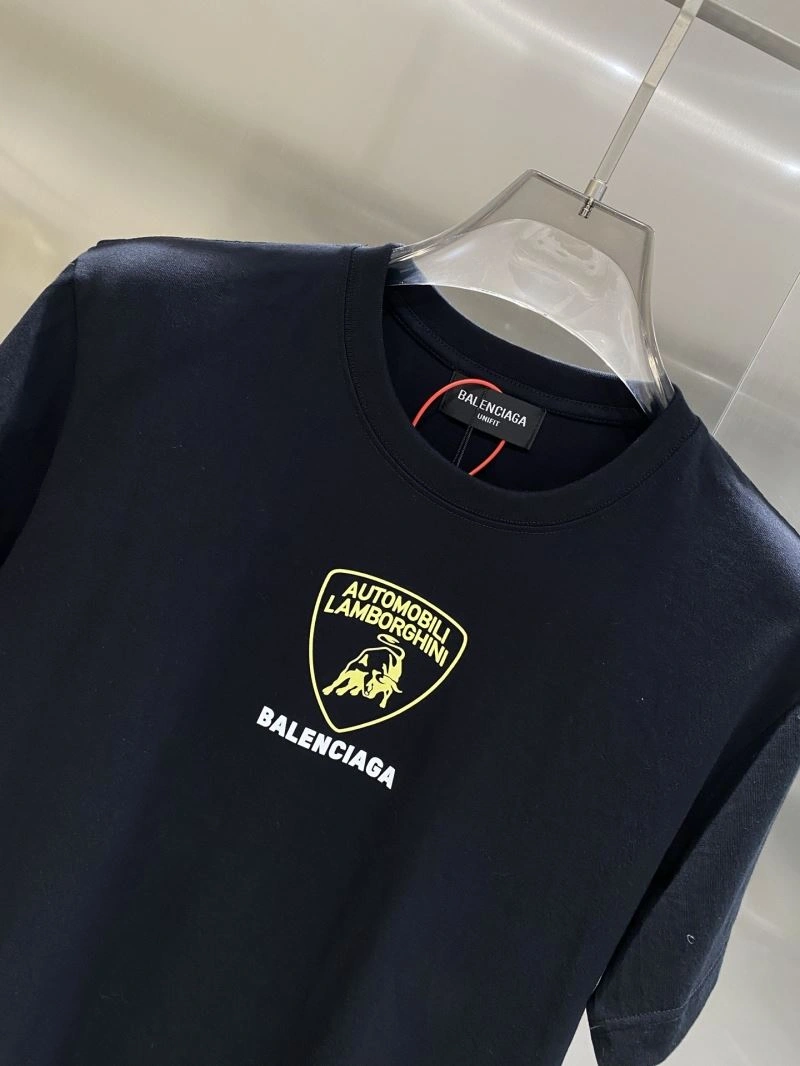 Accurate model Balenciaga T-Shirts