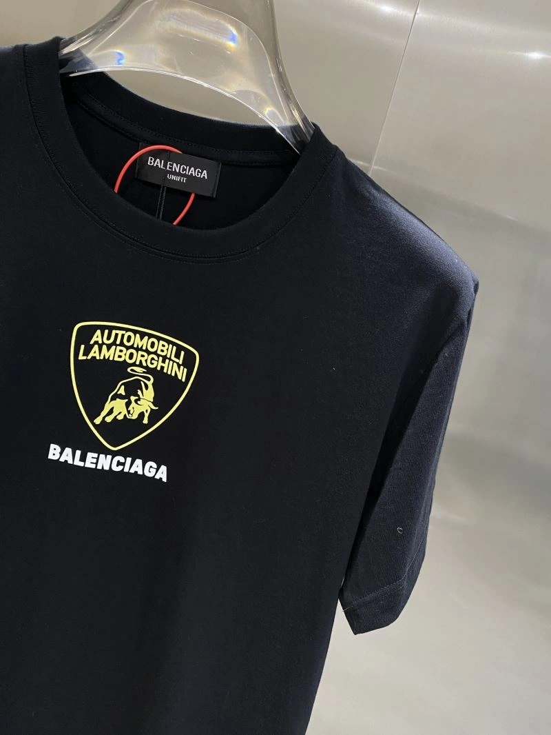 Accurate model Balenciaga T-Shirts