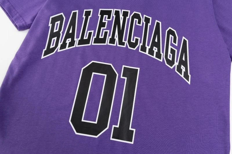 Bargain Balenciaga T-Shirts