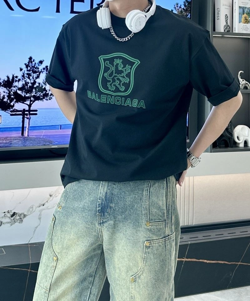 Inexpensive Balenciaga T-Shirts