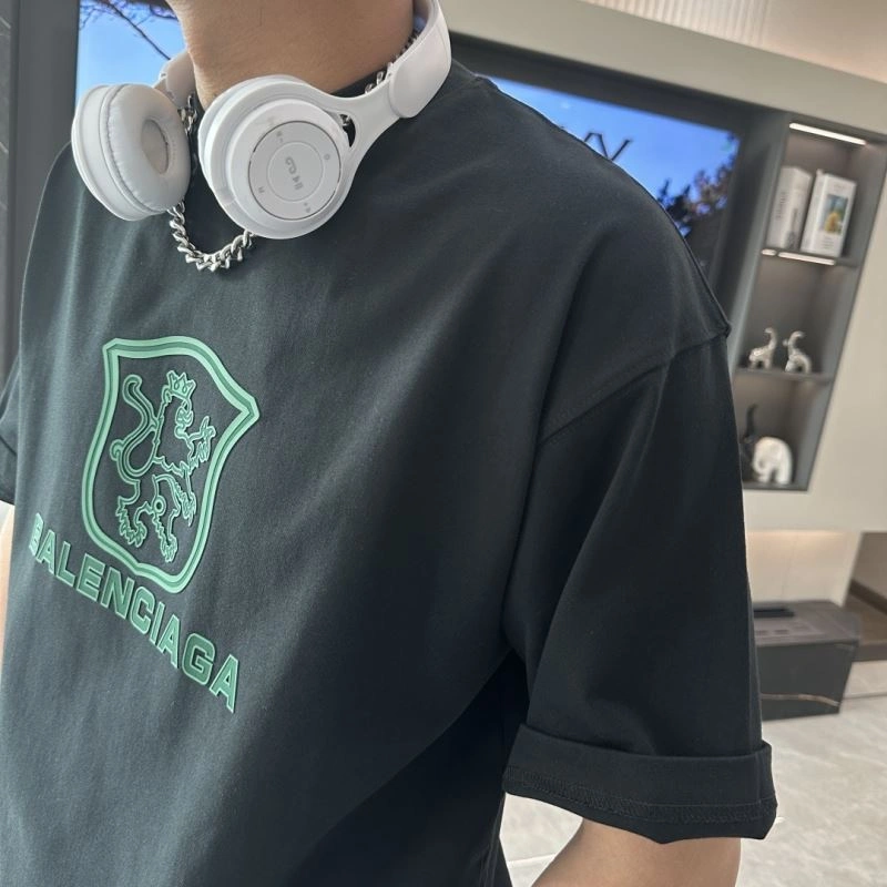 Inexpensive Balenciaga T-Shirts