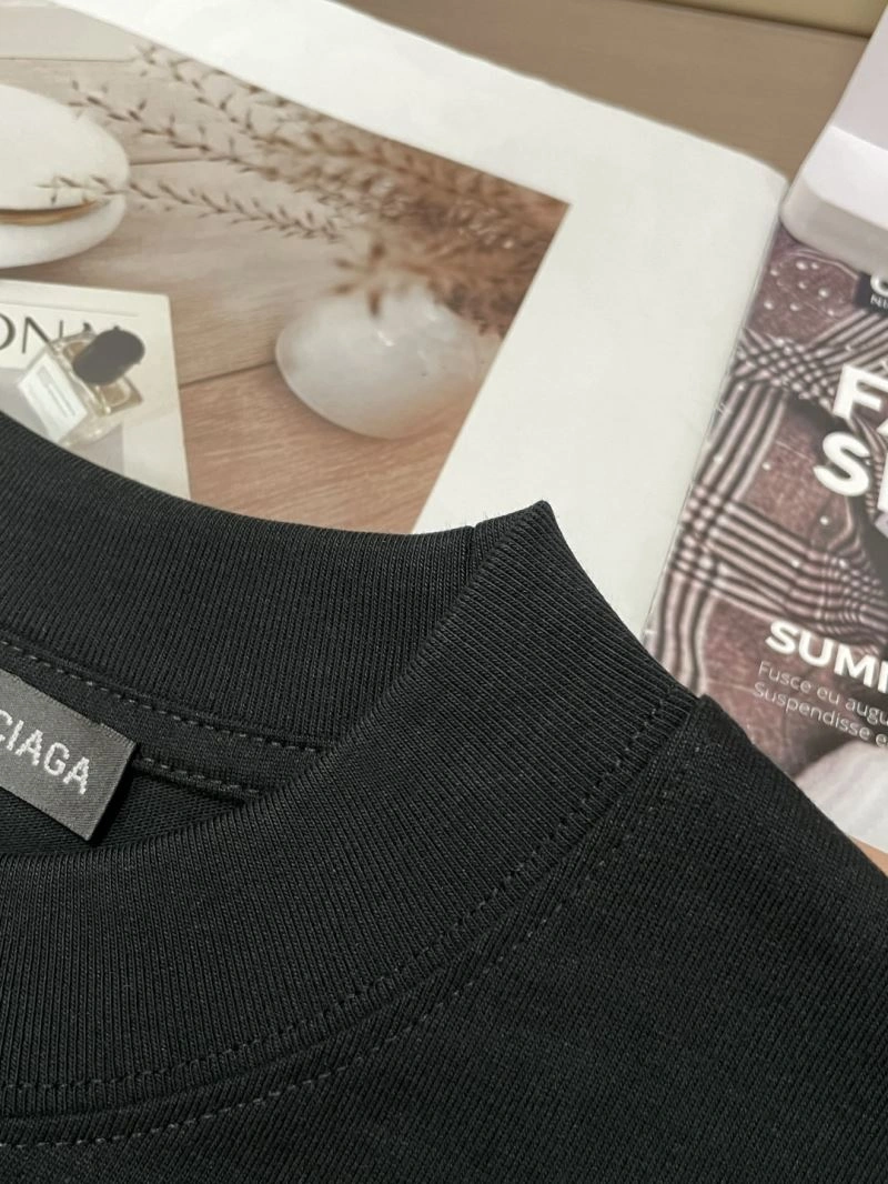 Inexpensive Balenciaga T-Shirts