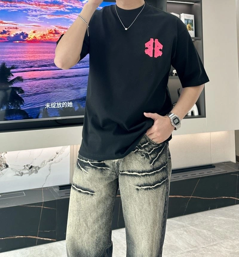 Reasonably priced Balenciaga T-Shirts