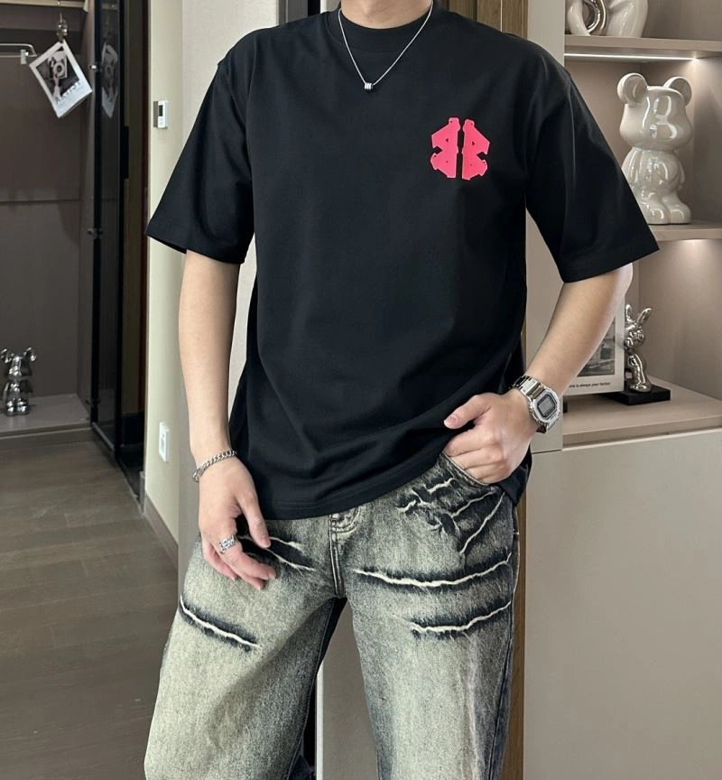 Reasonably priced Balenciaga T-Shirts