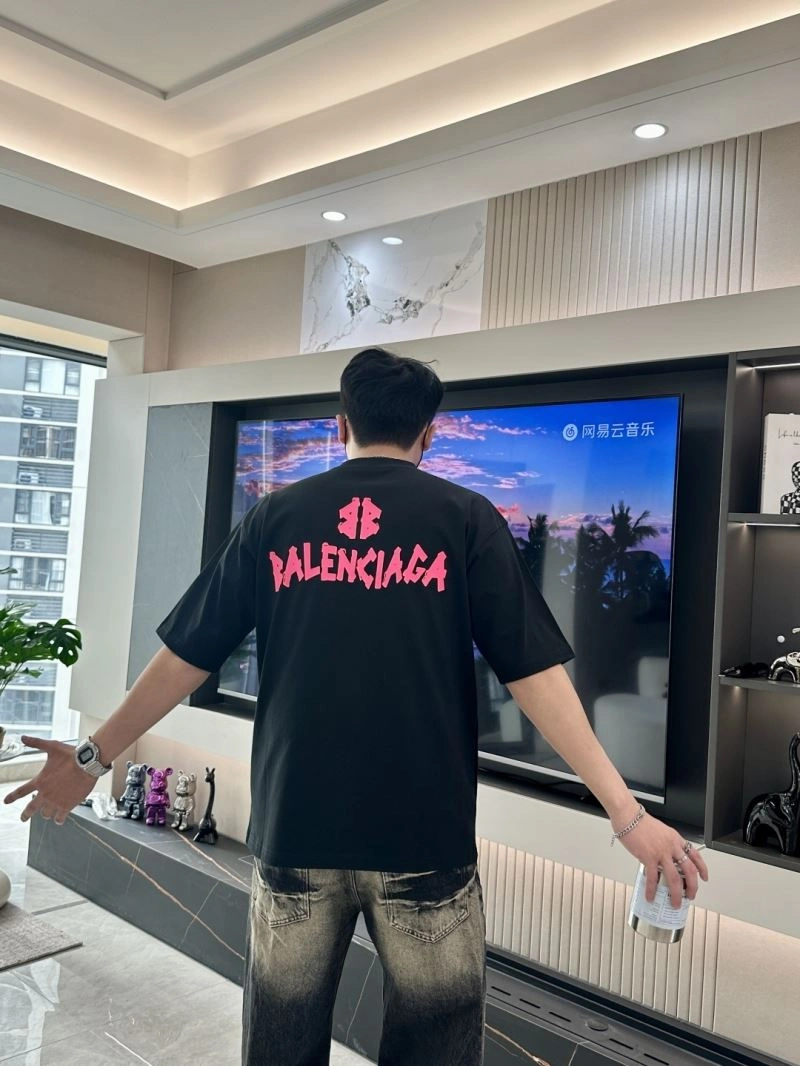 Reasonably priced Balenciaga T-Shirts