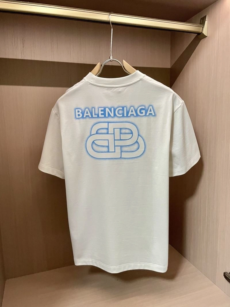 Bargain Balenciaga T-Shirts