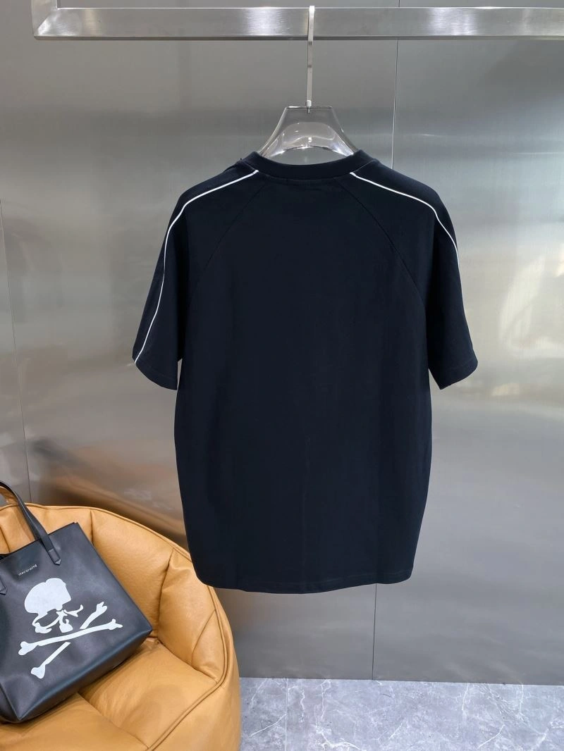 Indistinguishable Balenciaga T-Shirts