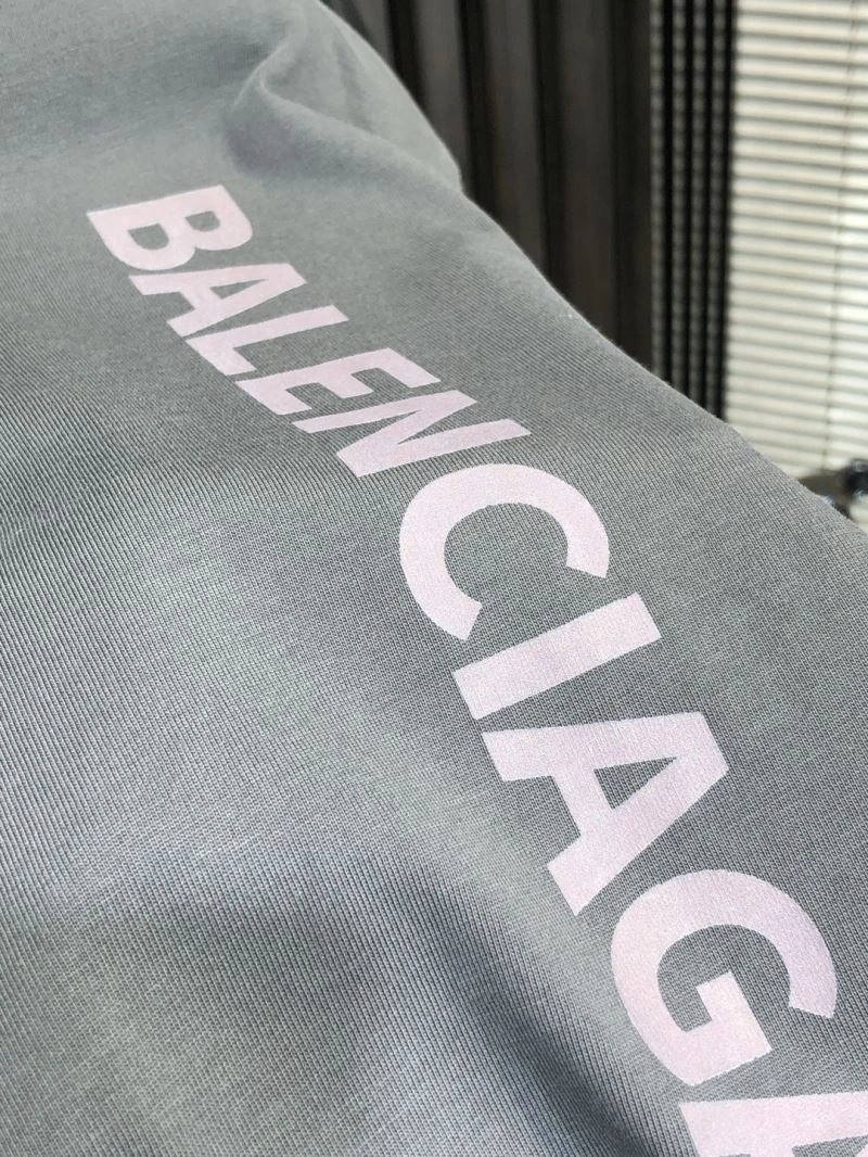 High accuracy Balenciaga T-Shirts