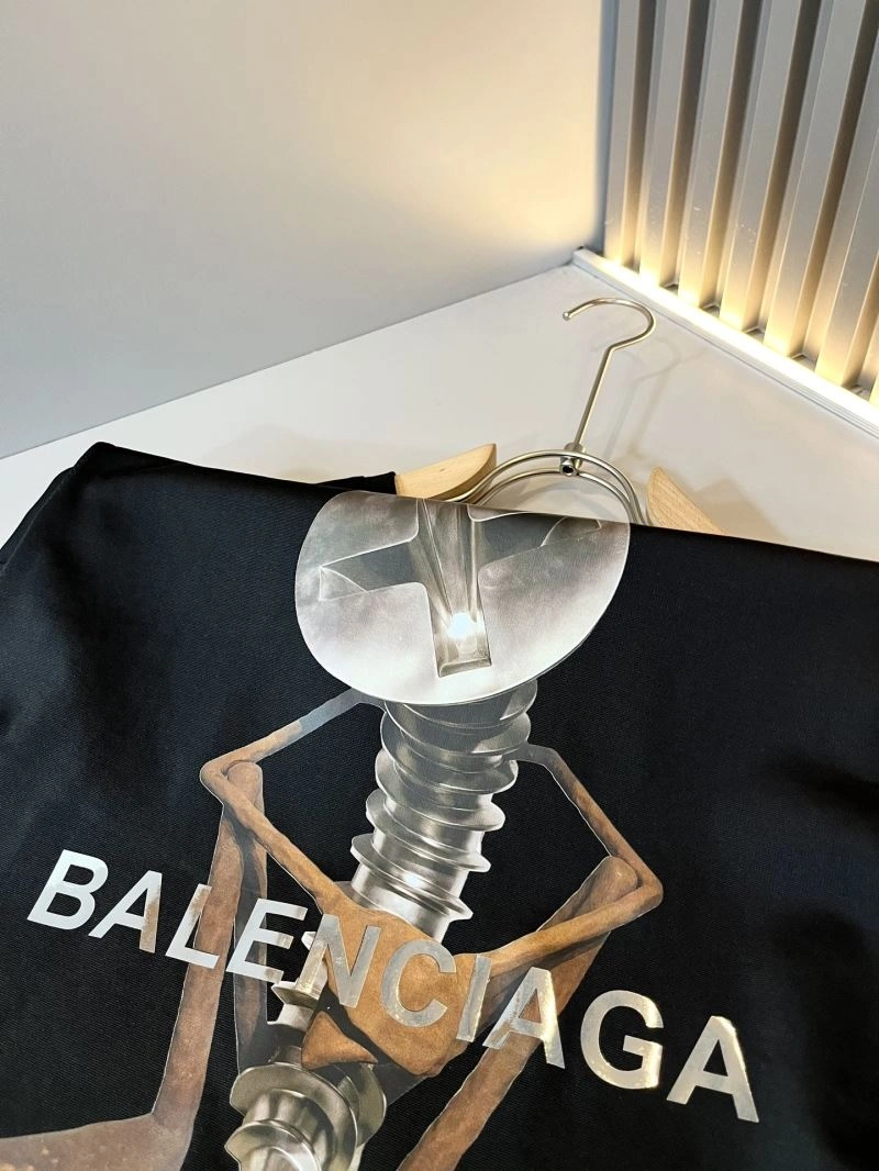 Exact replica Balenciaga T-Shirts