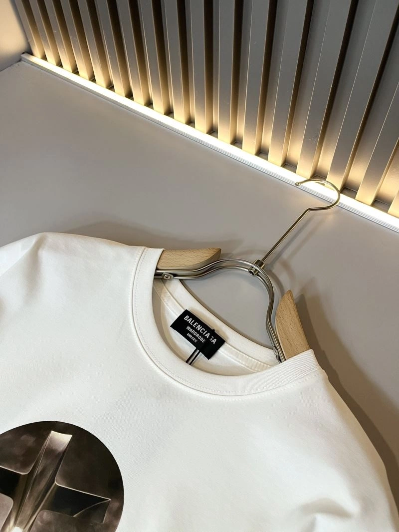 1:1 copy Balenciaga T-Shirts