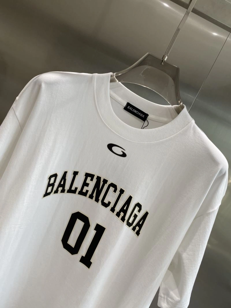 High accuracy Balenciaga T-Shirts